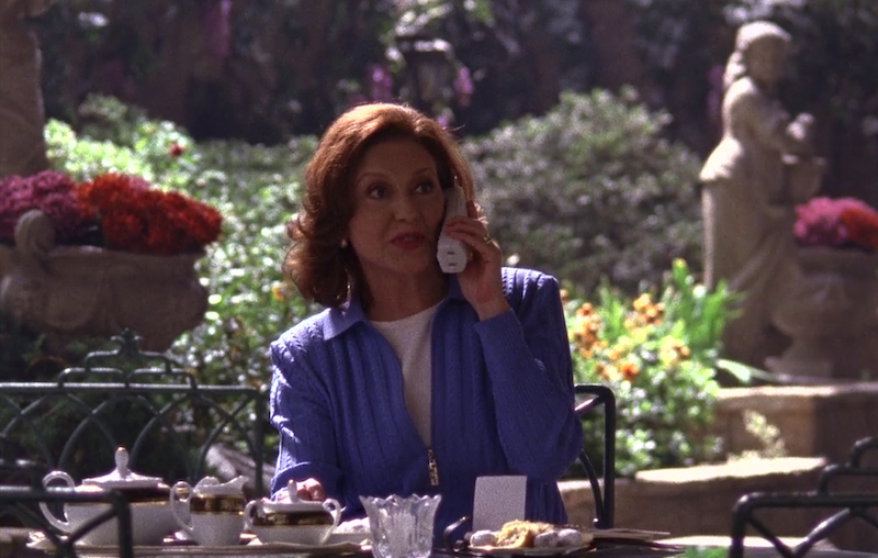 The Hobbit, the Sofa, and Digger Stiles | Gilmore Girls | Woman in Revolt